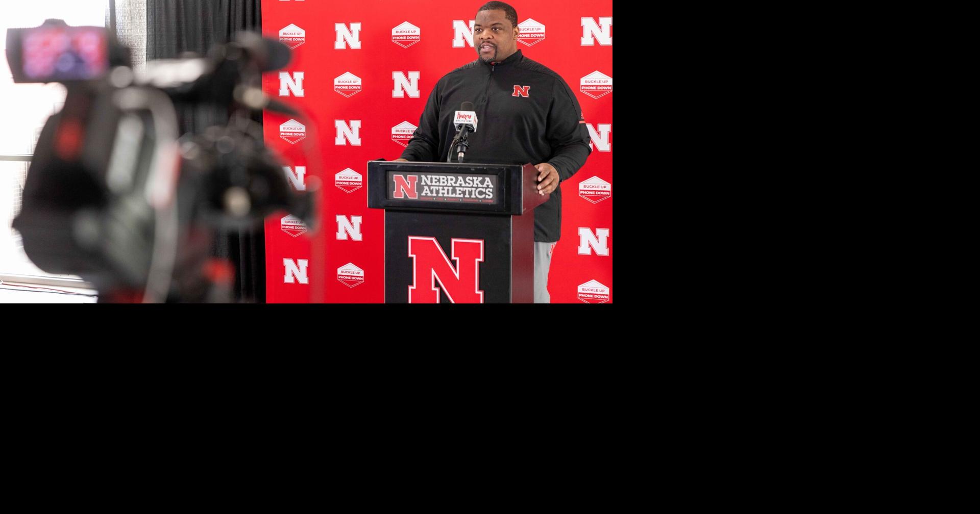 Video: Nebraska D-line coach Terrance Knighton and players following ...