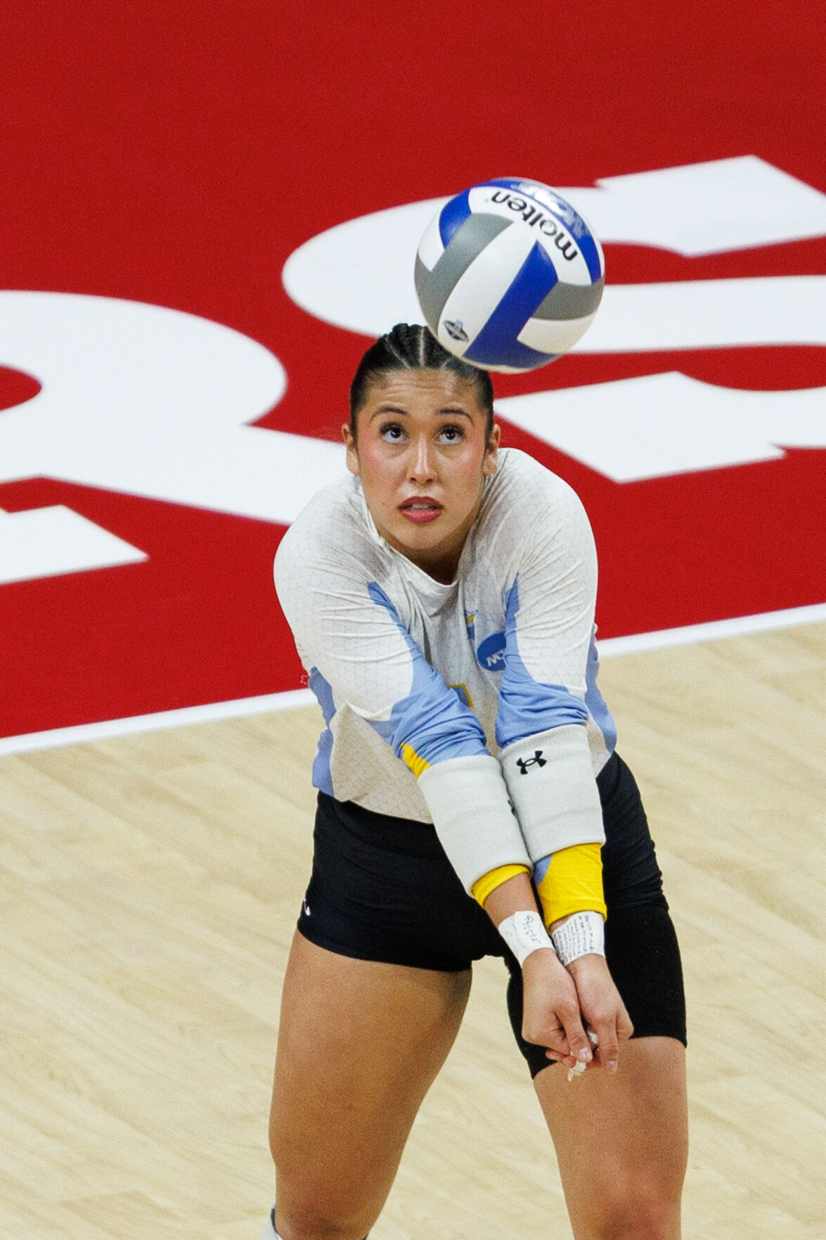 Nebraska volleyball dismantles Long Island for first-round win in NCAA ...
