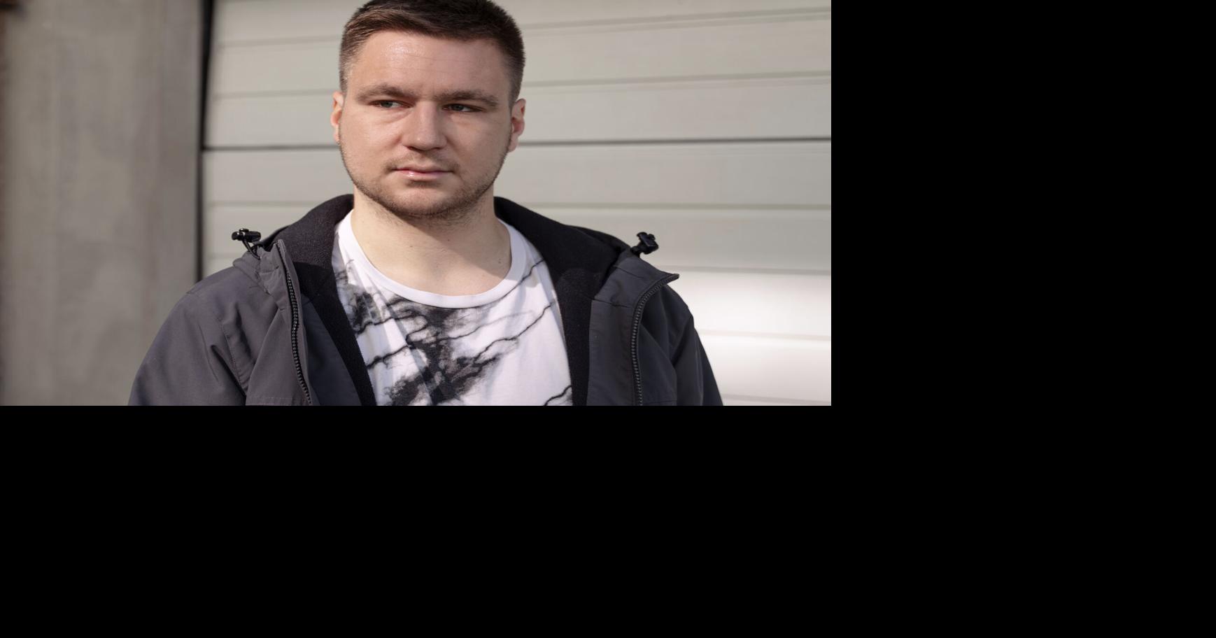 Tourists detained at borders under US immigration crackdown