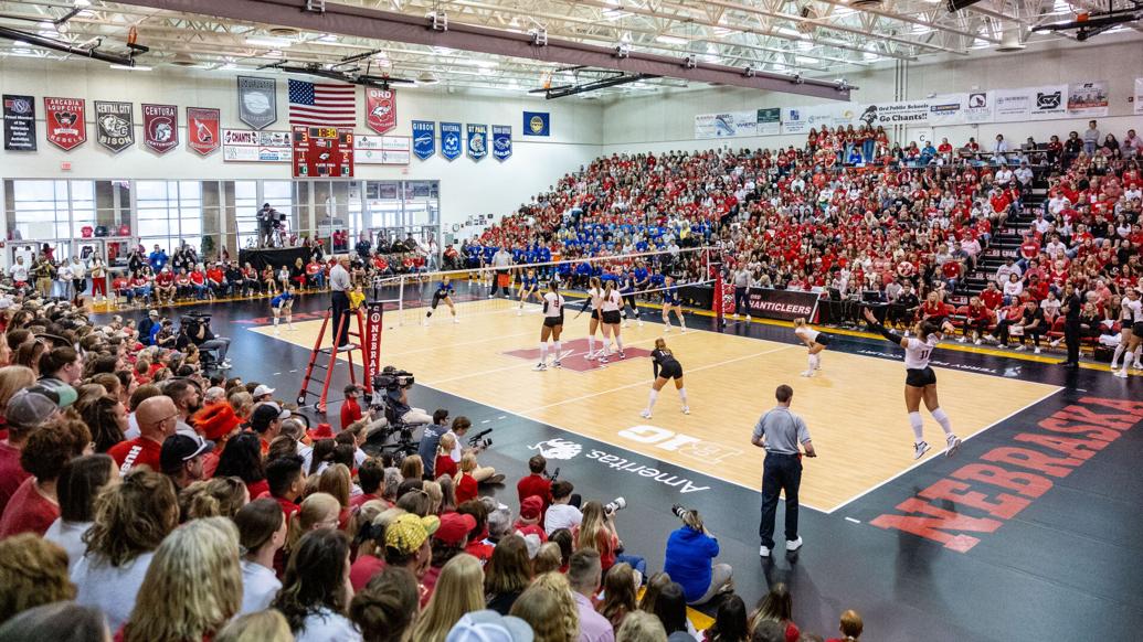 Jordan Larson leads cast of stars for Nebraska volleyball's Alumni Match