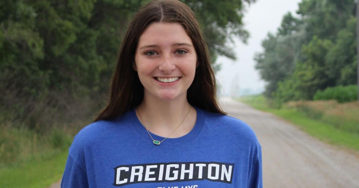 Douglas County West's Nora Wurtz commits to Creighton volleyball
