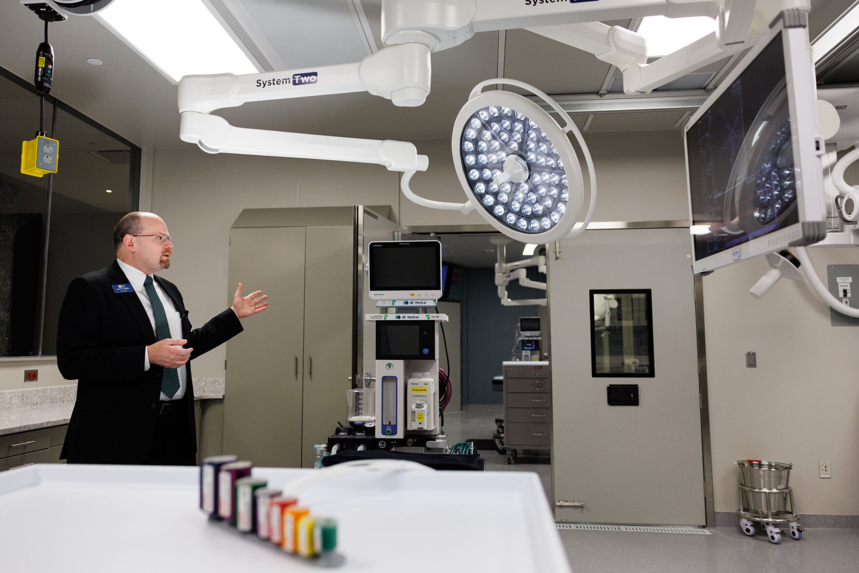 Omaha zoo thrilled to show off new cutting-edge animal hospital