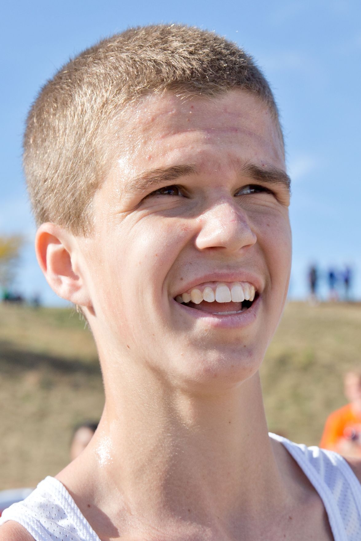 Millard West senior Seth Hirsch breaks state 3,200-meter run record at ...