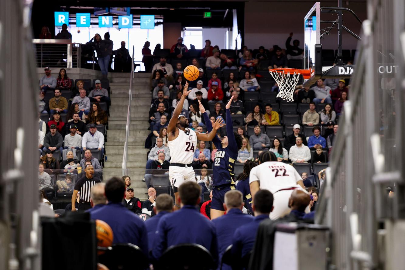 Omaha men's basketball wins first Summit League championship