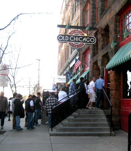 Old Chicago continues Easter tradition