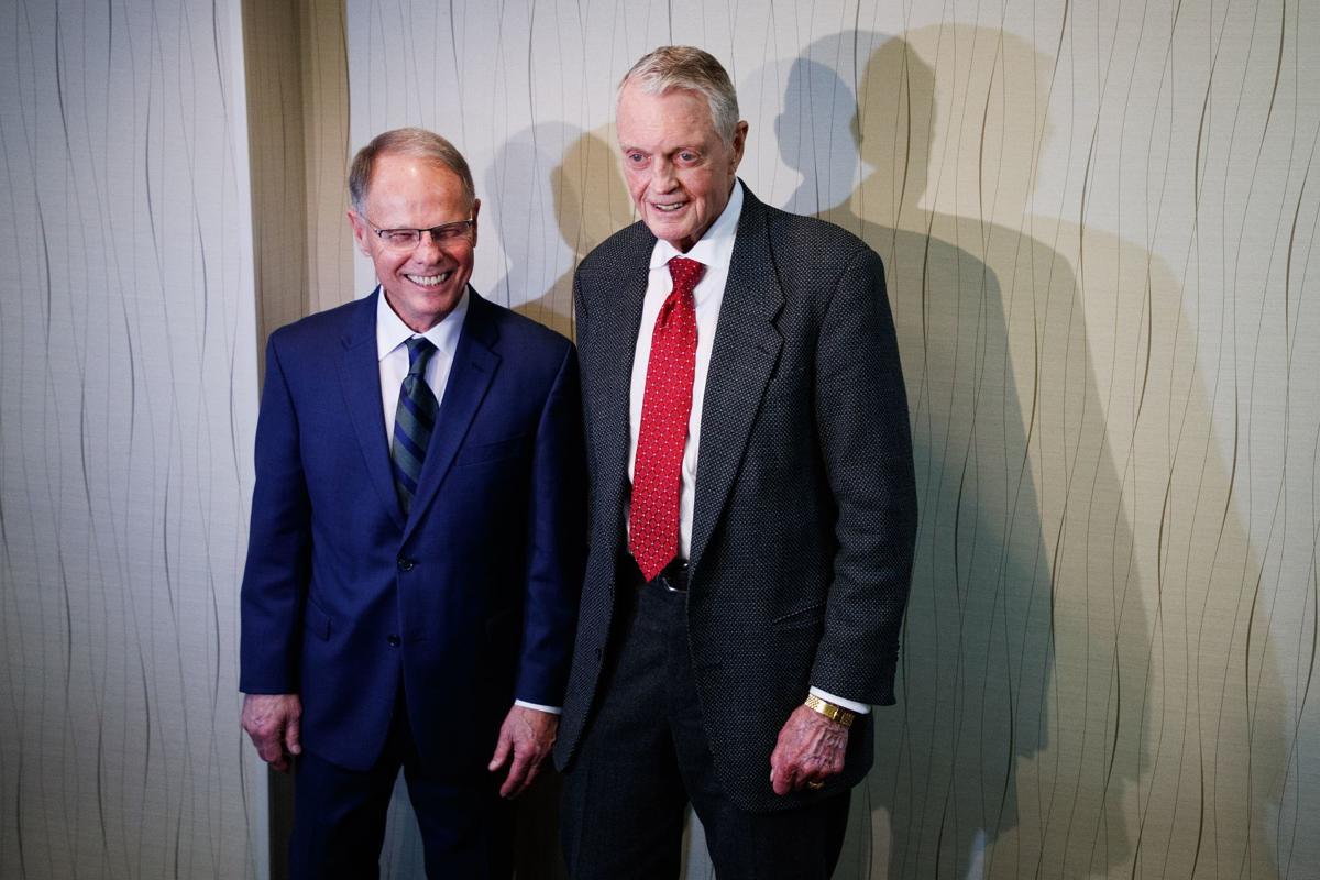 In receiving Tom Osborne Legacy Award, ex-Husker Frank Solich earns ...