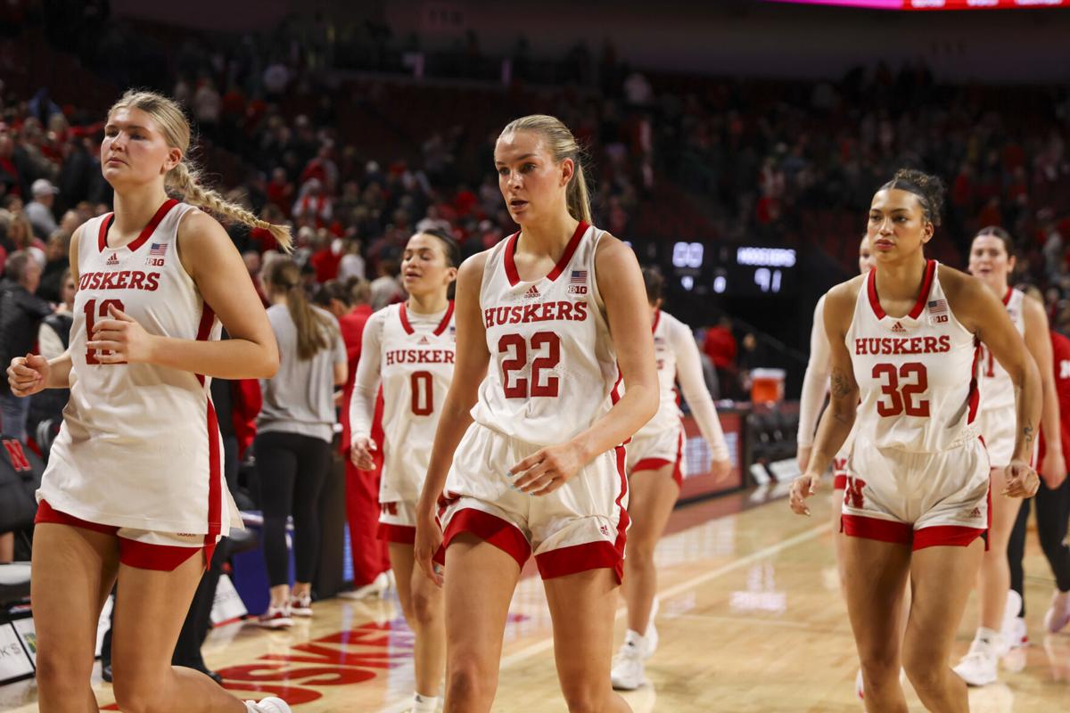 Nebraska women seek to avoid letdown vs. struggling Illini