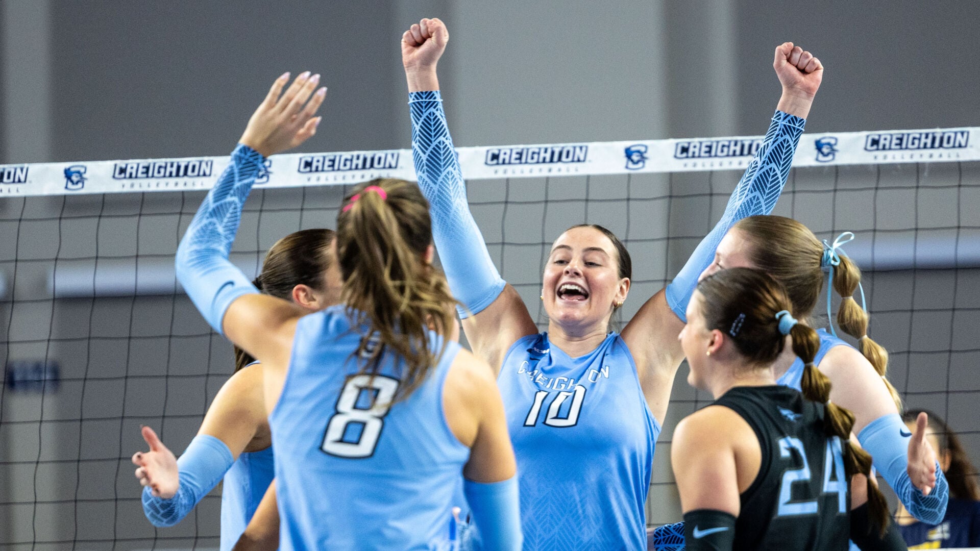 Creighton volleyball survives five-sets against Northern Colorado in ...