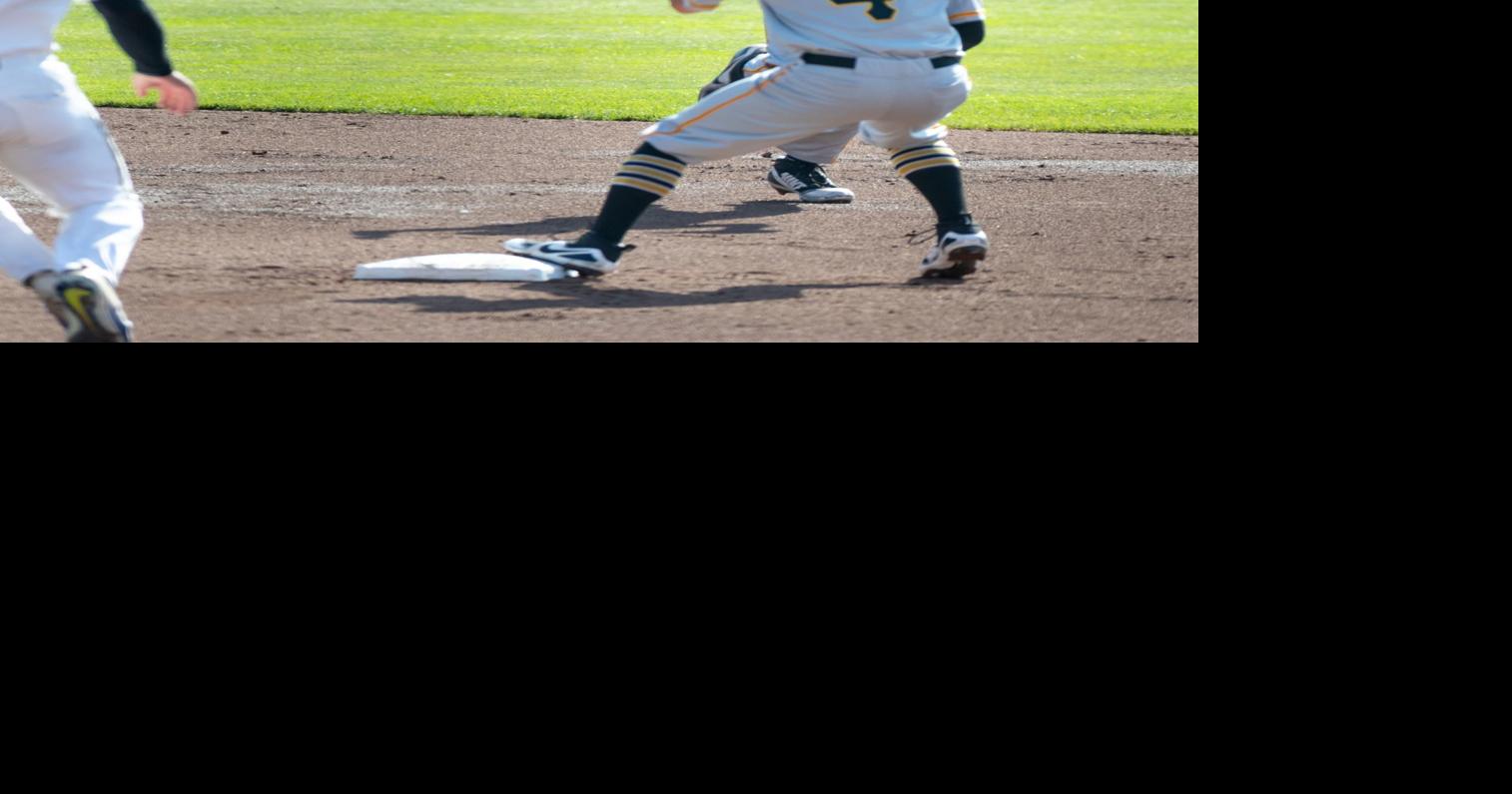 Abraham Lincoln grad Kyle Crowl has breakout season, but Hawkeyes don't ...