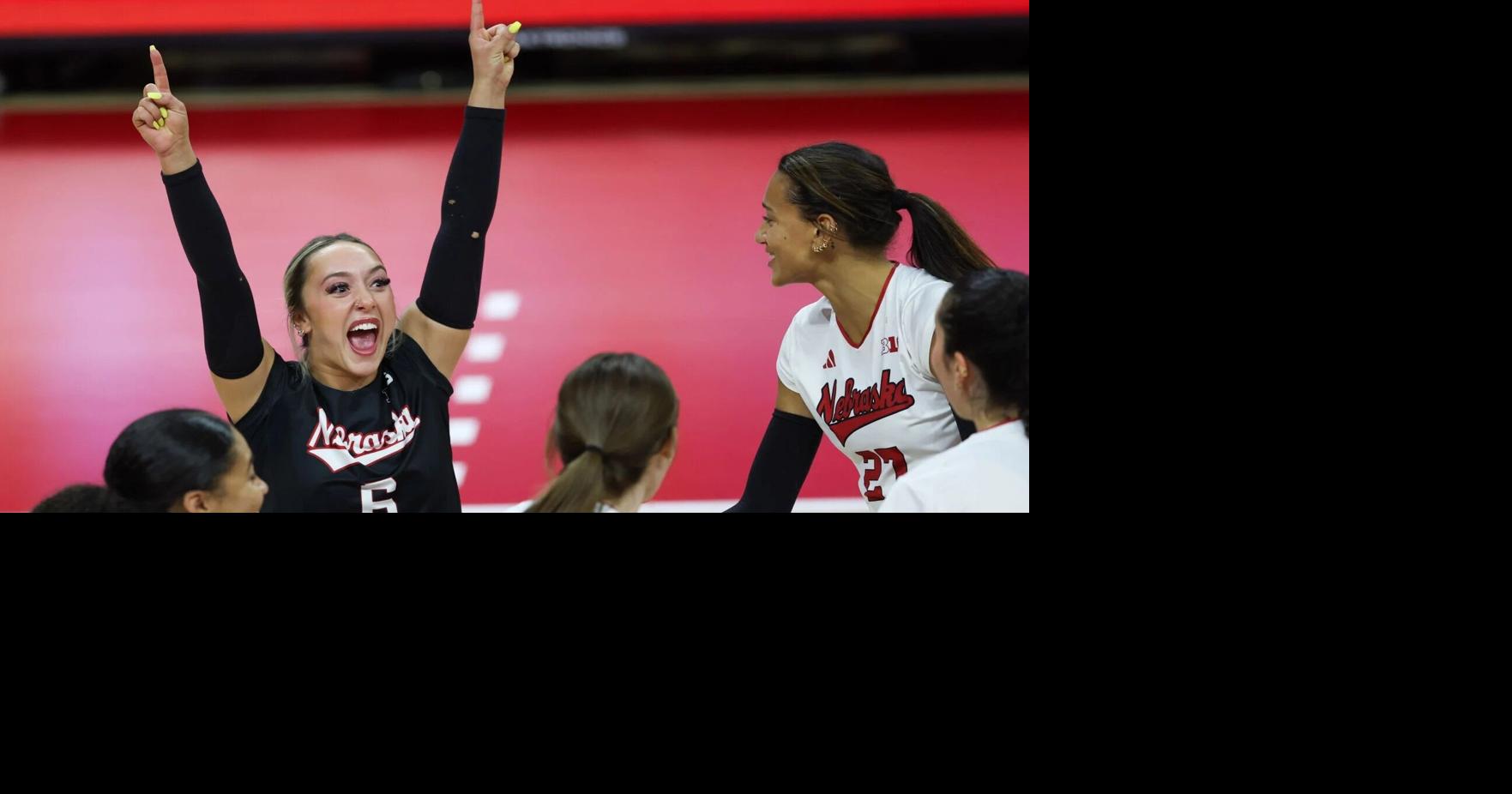 Nebraska’s undefeated volleyball season raises its NCAA title pressure