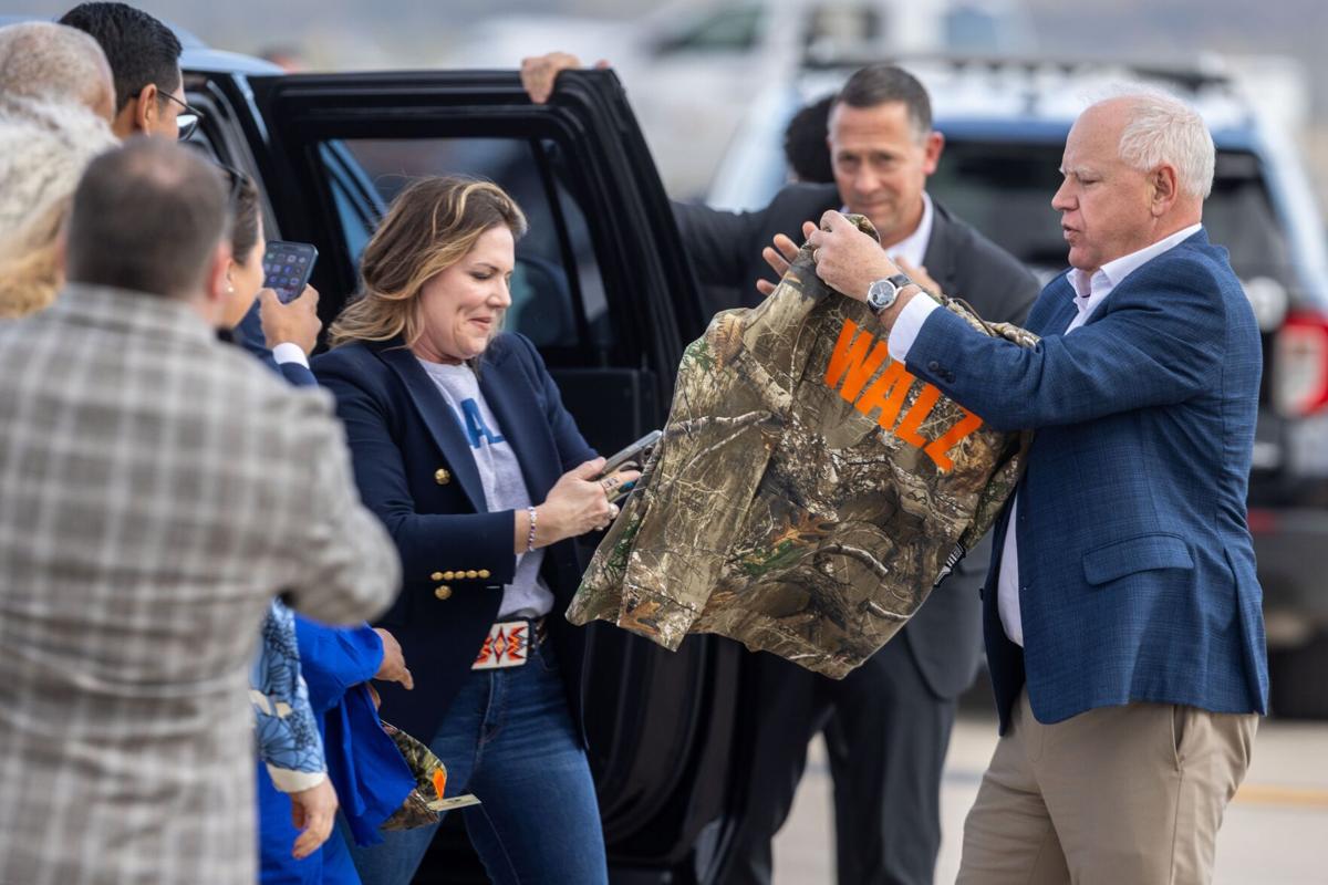 Recap: Democratic VP candidate Tim Walz visits Omaha metro on Saturday