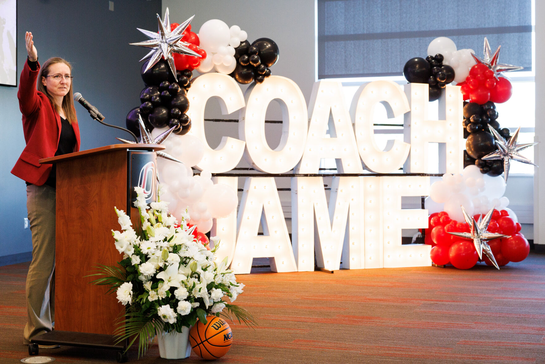 Omaha women's basketball introduces director of operations