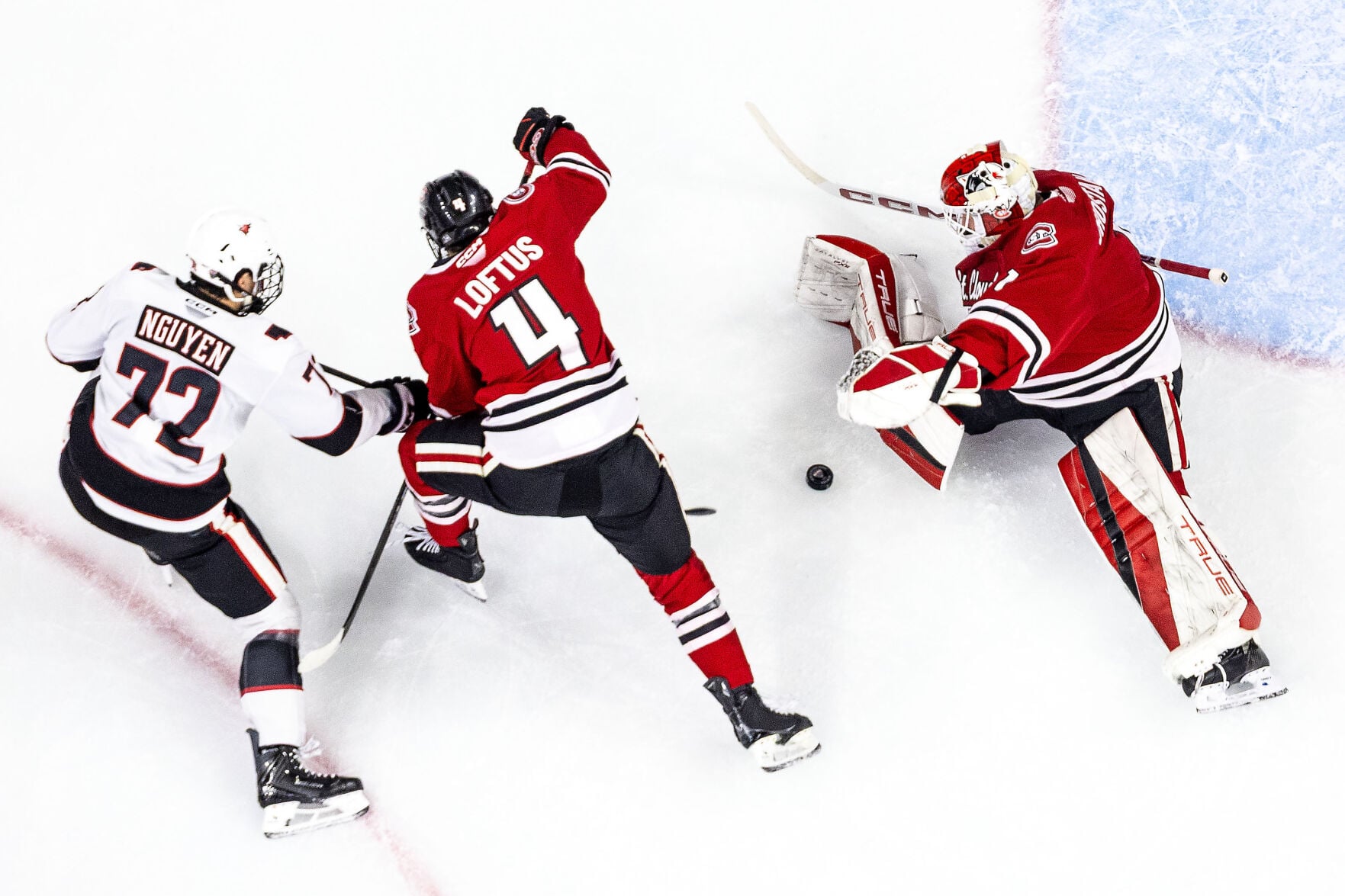 Miami sweeps Omaha hockey, dropping the Mavericks into tie for last in ...