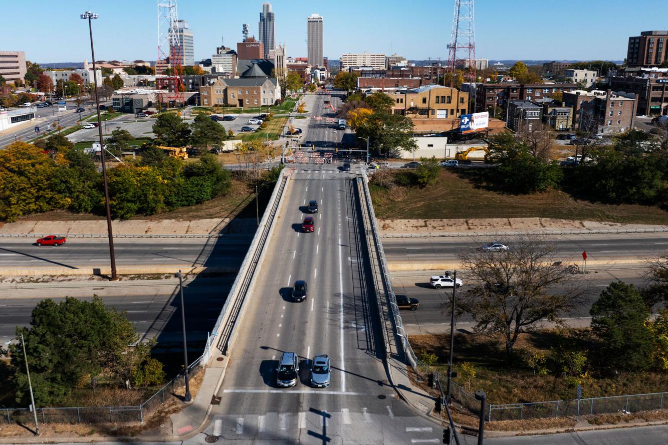 City of Omaha is building stronger bridges on Farnam, Harney to hold ...