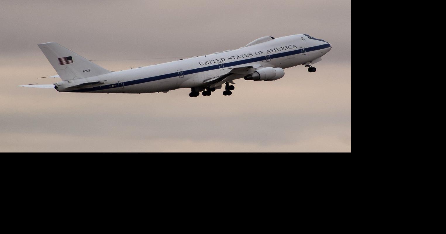 Offutt crew examining E-4B 'Doomsday Plane' that made emergency landing ...
