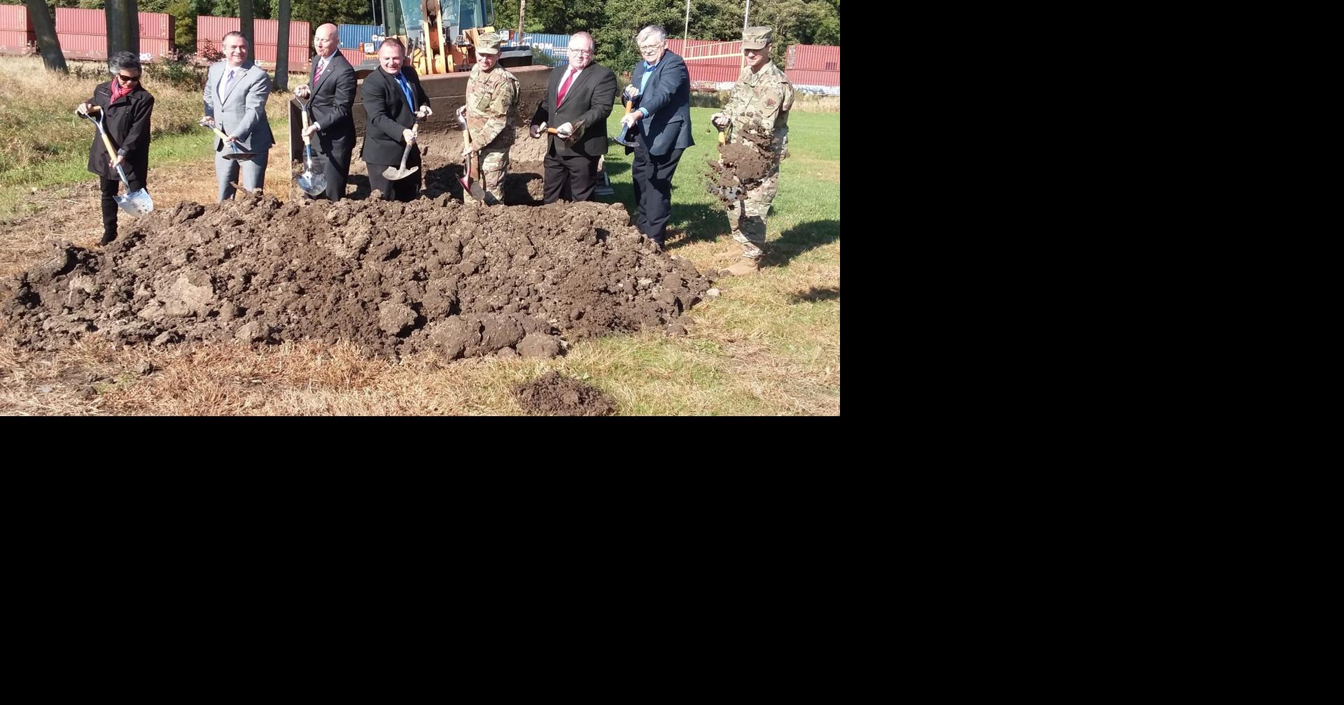 Military, political leaders applaud start of $32 million Offutt levee ...