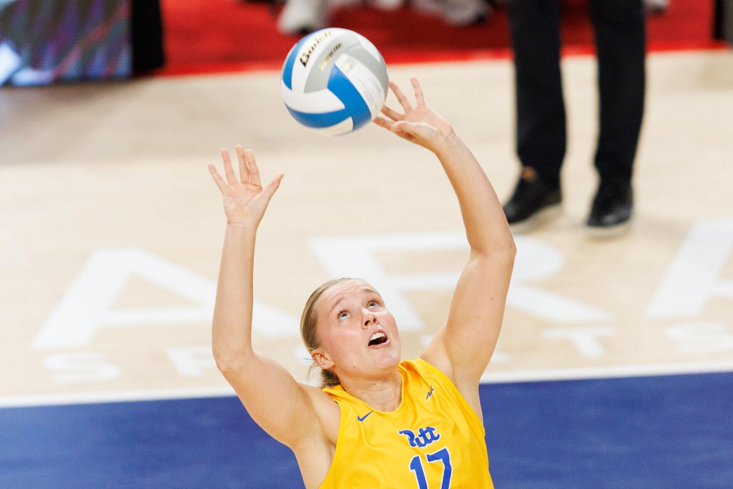 No. 1 Nebraska volleyball downs No. 3 Pitt at the AVCA First Serve