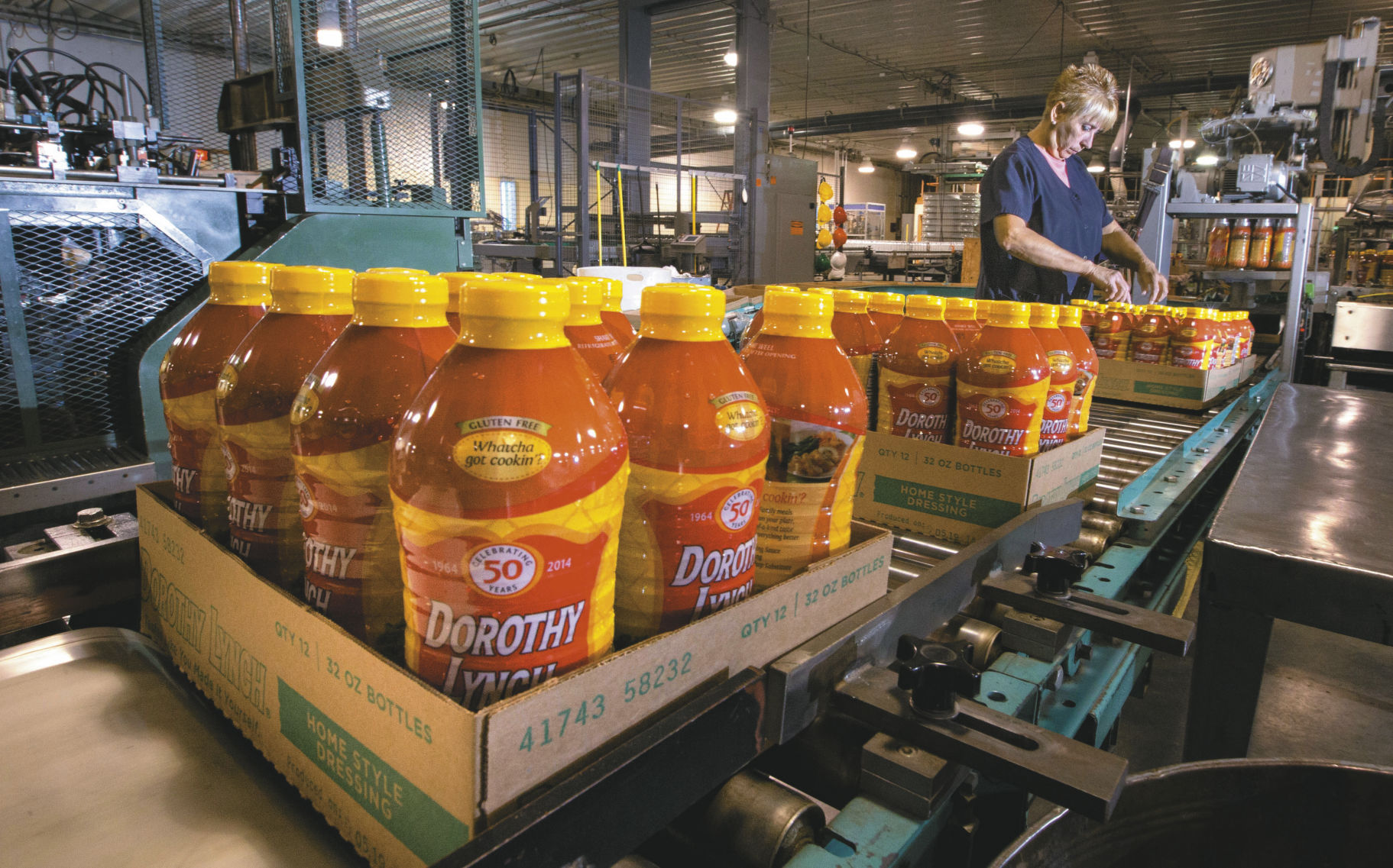 It's Dorothy Lynch vs. Valentino's pizza sauce in 'coolest' Nebraska ...