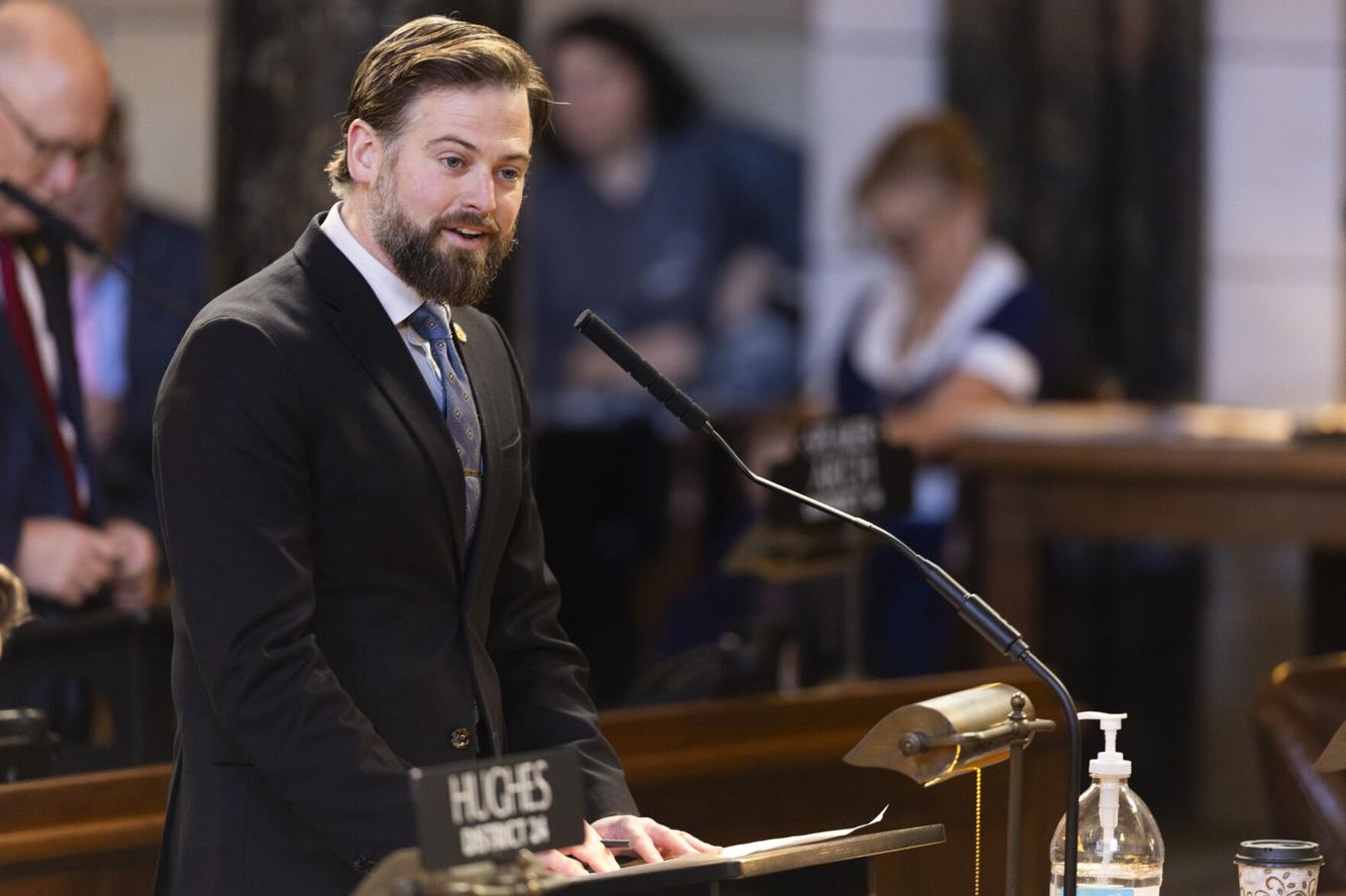 Nebraska Legislature ends with celebration and 'mixed emotions'