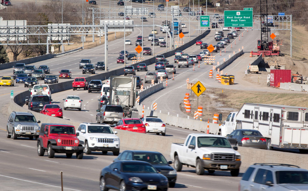 Taking the Interstate? Leave the house early; Omaha roads face busy ...
