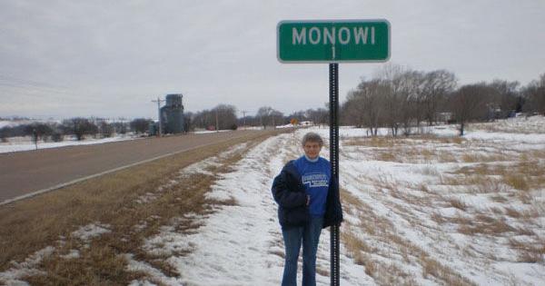 Monowi, Nebraska chosen as school gun violence memorial site