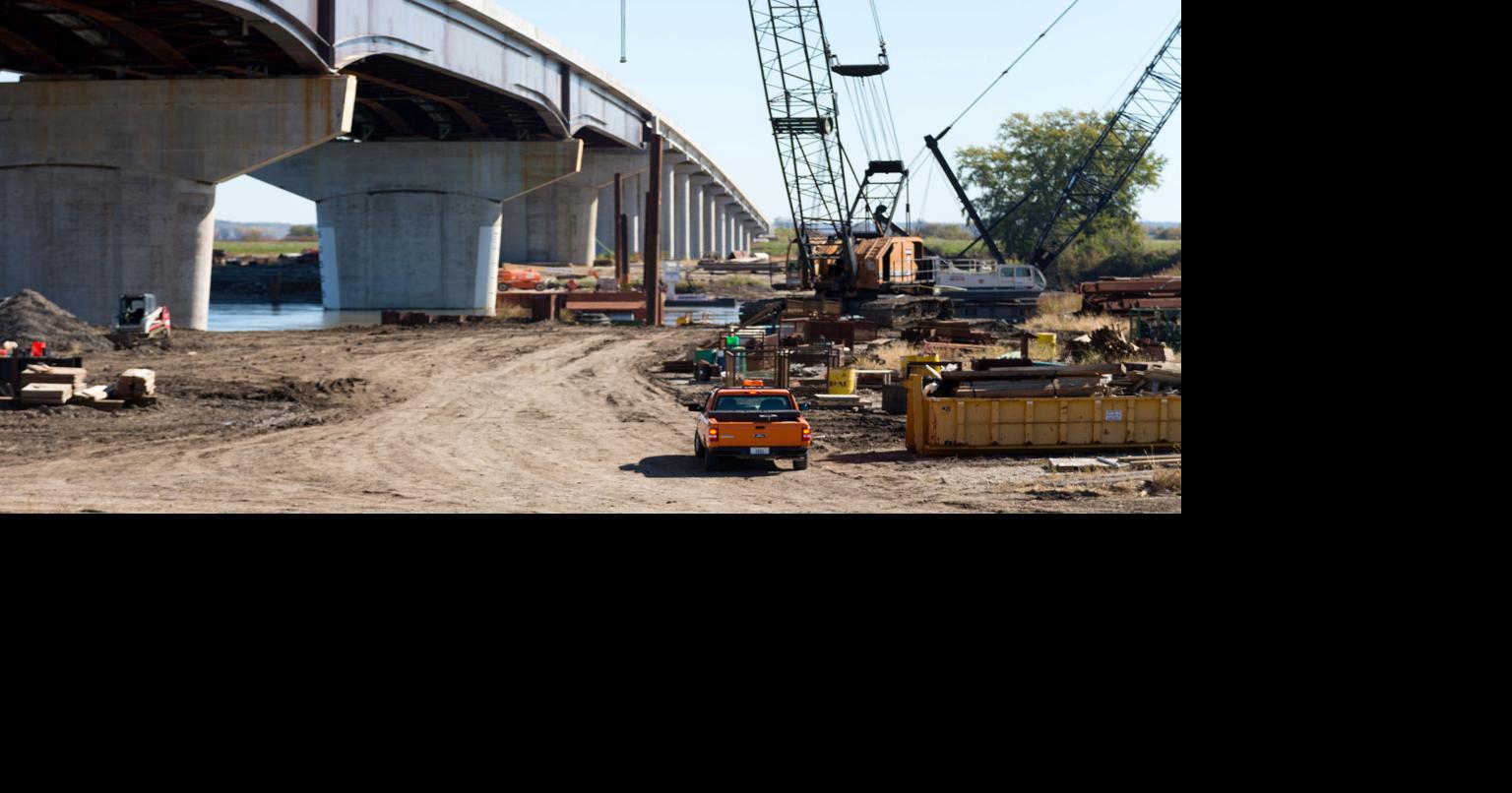 In opening of Missouri River bridge, Bellevue sees its opportunity to ...