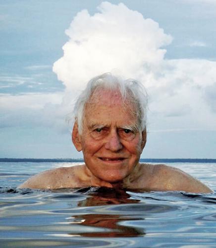 Dr. Charles E. Roos | Obituaries | omakchronicle.com