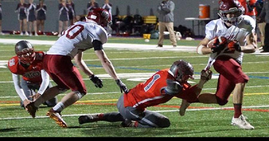 Okanogan wins football mini-playoff | High School | omakchronicle.com