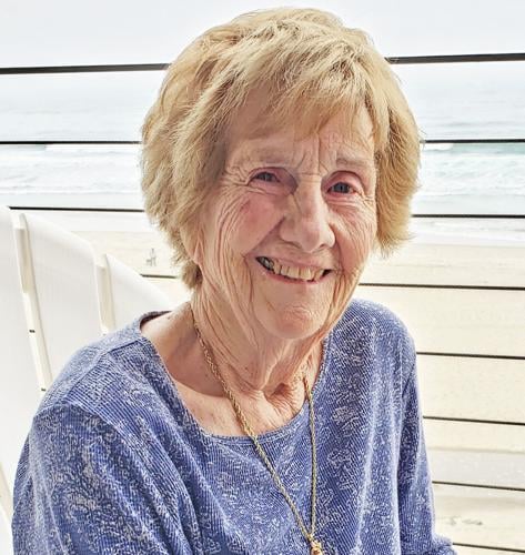 Bette P. Randall | Obituaries | omakchronicle.com