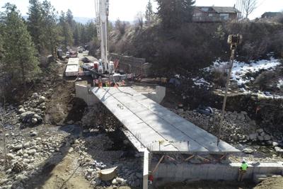 Salmon Creek Road remains closed | News | omakchronicle.com
