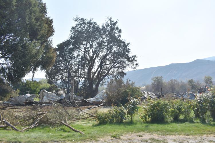 Cold Springs / Pearl Hill fires | Free | omakchronicle.com