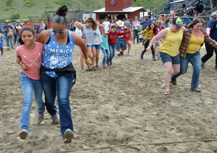 Chesaw explodes with rodeo action | Sports | omakchronicle.com