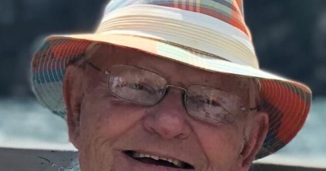 Charles Peacock | Obituaries | omakchronicle.com