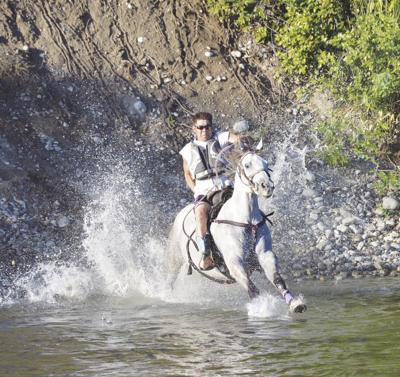 Suicide Race offers starting field of 15 | Sports | omakchronicle.com
