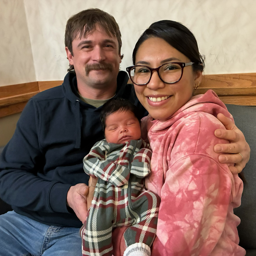 Mid-Valley welcomes new year baby | News | omakchronicle.com