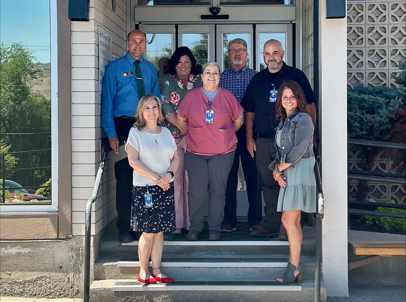 Engell tours area hospitals, hears concerns | News | omakchronicle.com