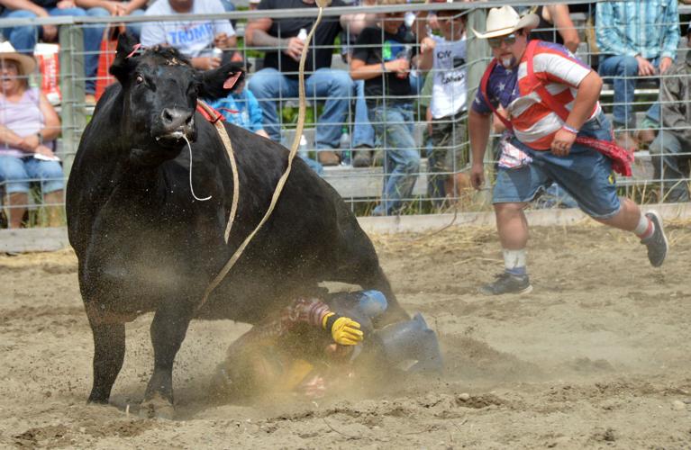 Chesaw explodes with rodeo action | Sports | omakchronicle.com
