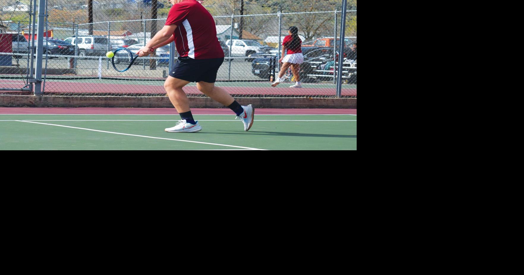 Undefeated streaks stay alive for Omak, Okanogan | Sports | omakchronicle.com