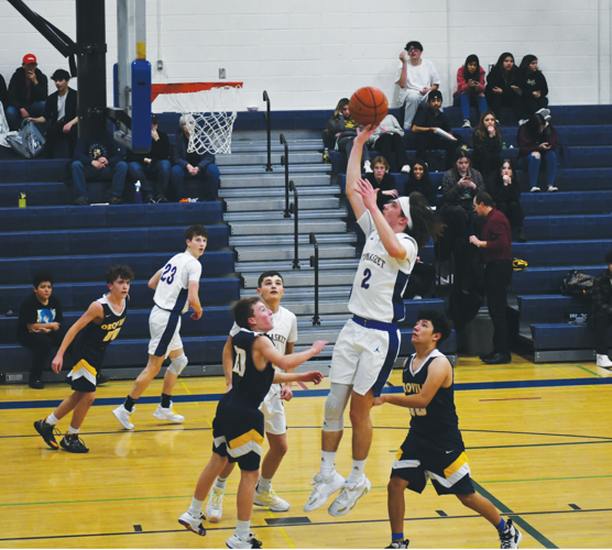 Bulldogs drop one game in opening week of play | Sports | omakchronicle.com