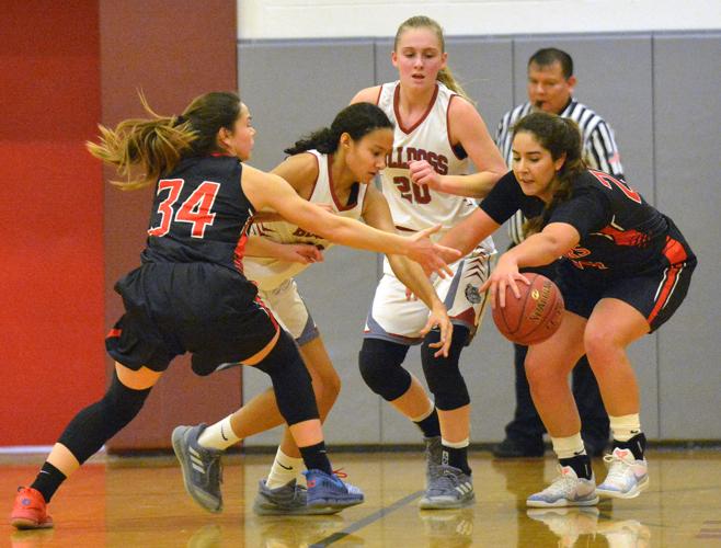 Girls' basketball: Omak girls stay in second | High School ...
