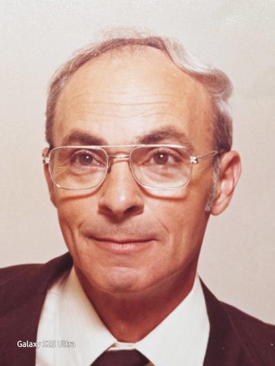 Richard Bertell Akers | Obituaries | omakchronicle.com