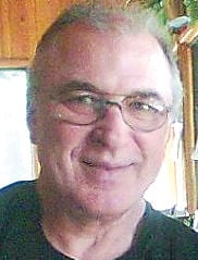 Robert Day Jr. | Obituaries | omakchronicle.com