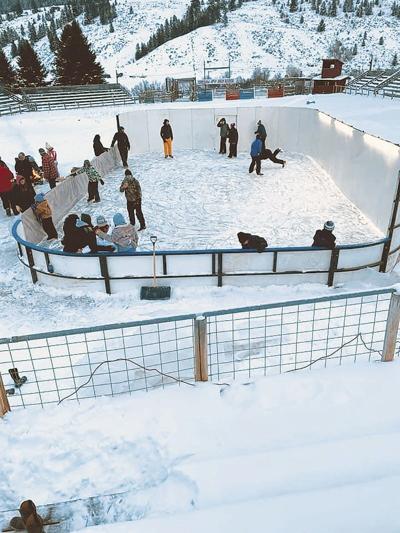 Chesaw gets a seasonal ice skating rink | Sports | omakchronicle.com