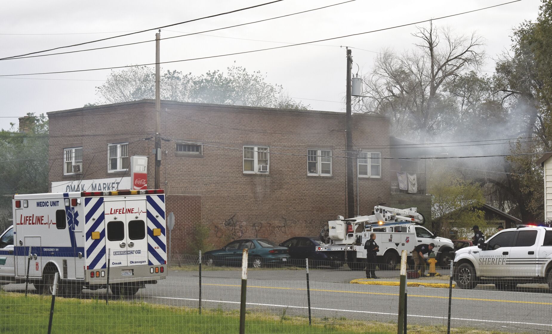 Two treated for smoke from Omak fire | News | omakchronicle.com