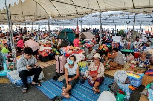 Cambodia-Thailand border clashes send half a million into shelters ...