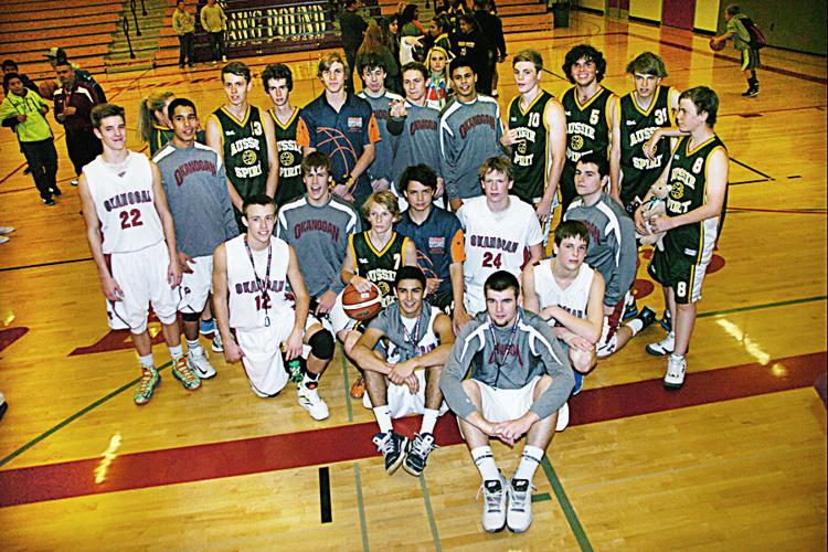 Okanogan hosts Australian basketball teams | Sports | omakchronicle.com