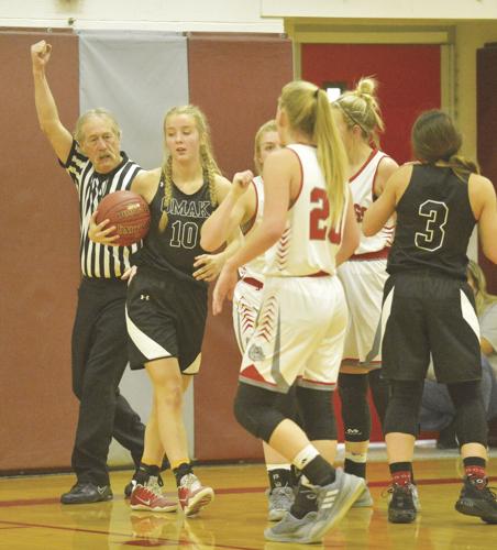 Ref shortage leaves schedulers scrambling | Sports | omakchronicle.com