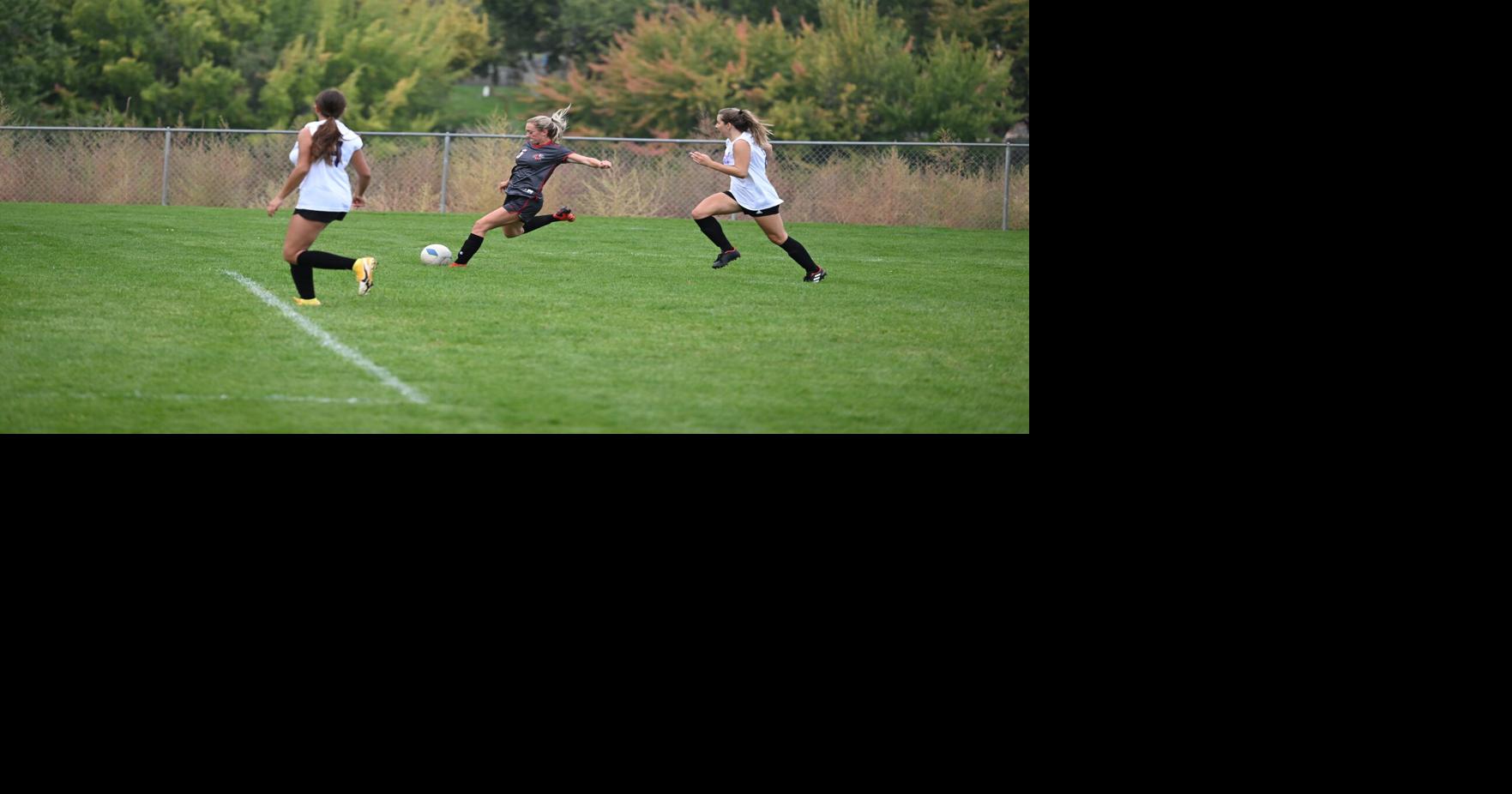 Okanogan opens first conference match with big win | Sports ...