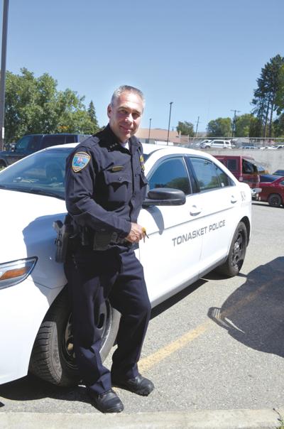 Odegaard takes helm of police department | News | omakchronicle.com