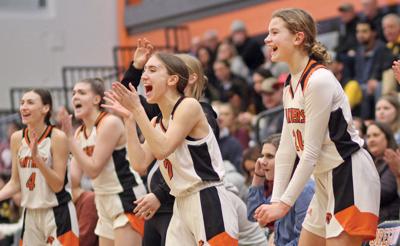 Girls basketball: Second-half surge lifts Oregon to Badger West ...